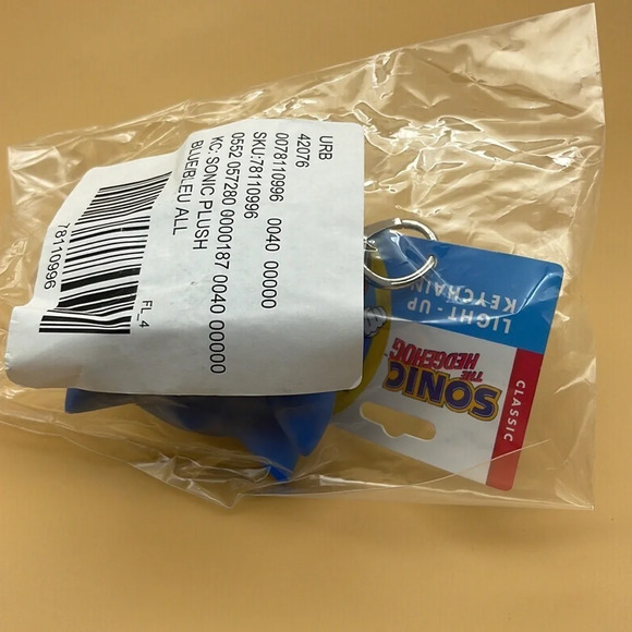 Smoko | Accessories | Smoko Sonic Lightup Keychain Blue Nwt | Poshmark
